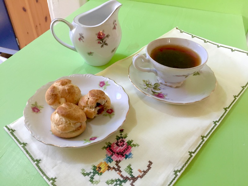 Marilla’s Matchless Plum Puffs – 36 Eggs